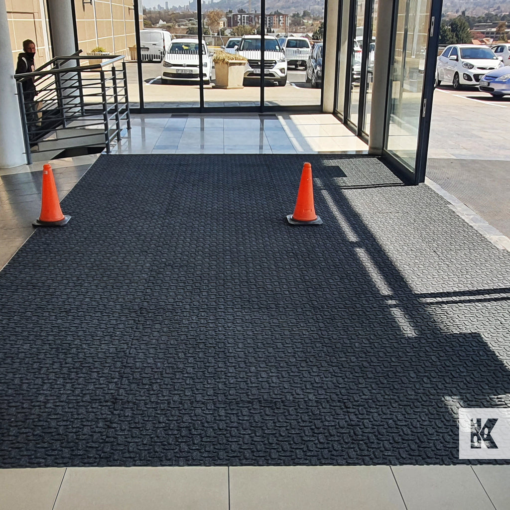 Commercial & Industrial Mats | Work & Welcome Mats | Kleen-Tex — Kleen ...